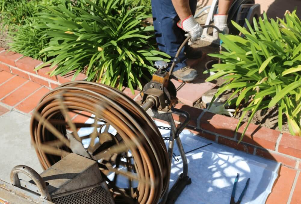 Riool Ontstoppen | Zelf Doen Of Professional Inschakelen?